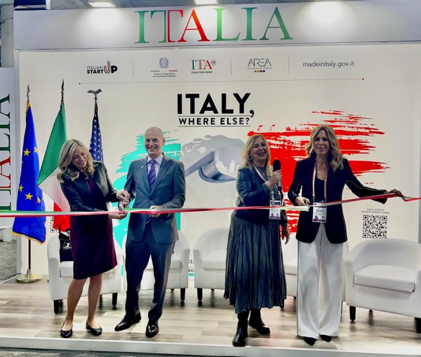 L'Italia anima il CES Las Vegas con lo "spritz&pitch" per gli investitori « LMF Lamiafinanza